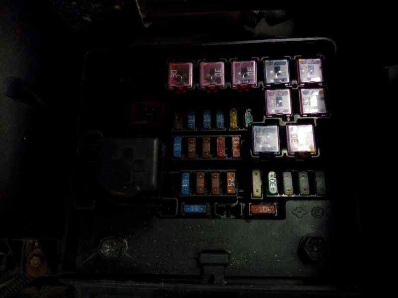 Fuse box LEXUS RX (_U3_) 300 (MCU35_) 5960507 | B-Parts