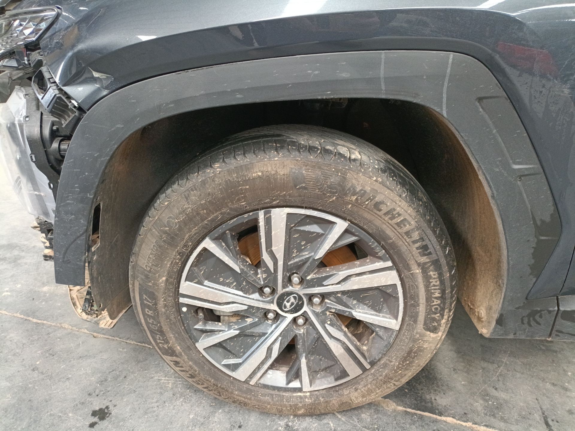 Radlaufverkleidung vorne links HYUNDAI TUCSON (NX4E, NX4A) 1.6 CRDi ...