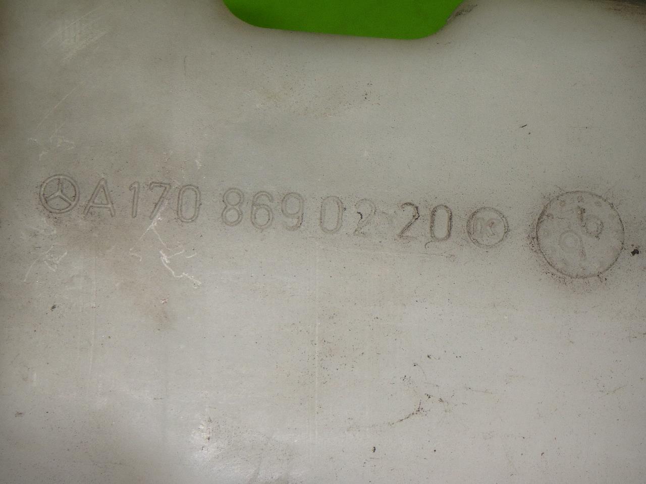 Windscreen washer tank MERCEDES-BENZ SLK (R170) 200 (170.435) 6377011 ...