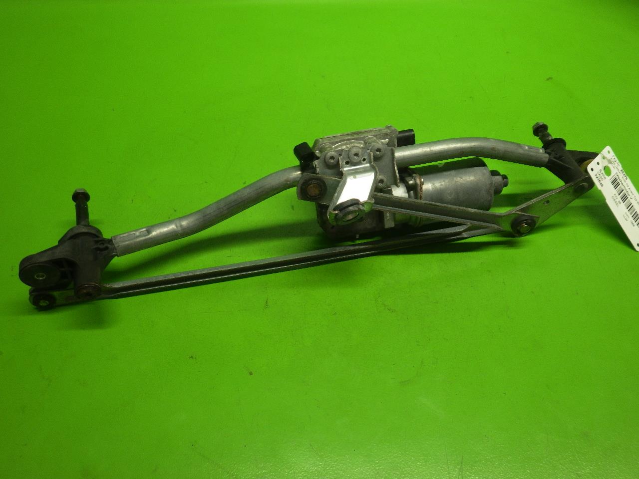 Front wiper motor AUDI A4 B8 Avant (8K5) 2.0 TDI 6654077 | B-Parts