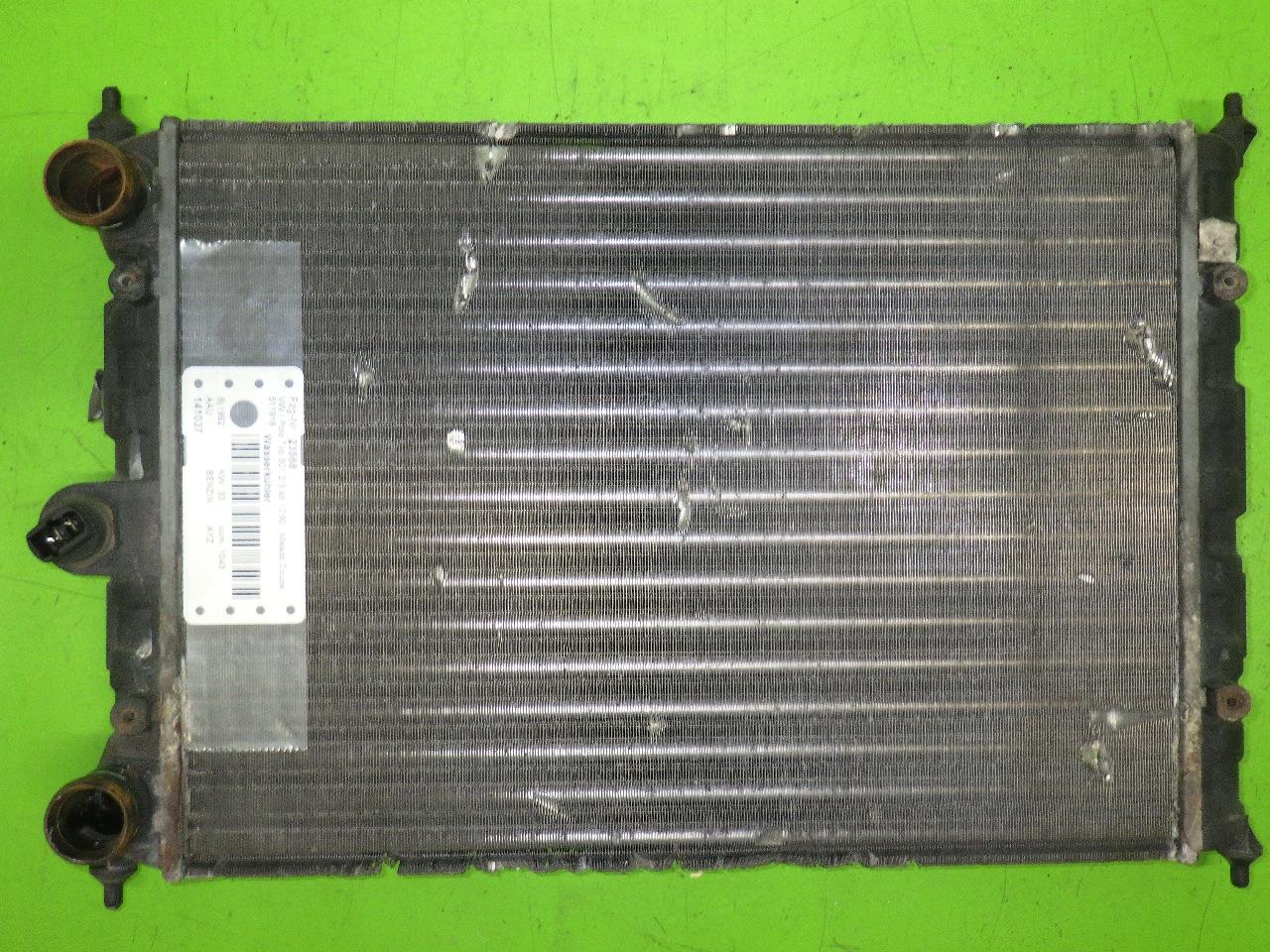 Water radiator VW POLO Coupe (86C, 80) 1.0 | B-Parts