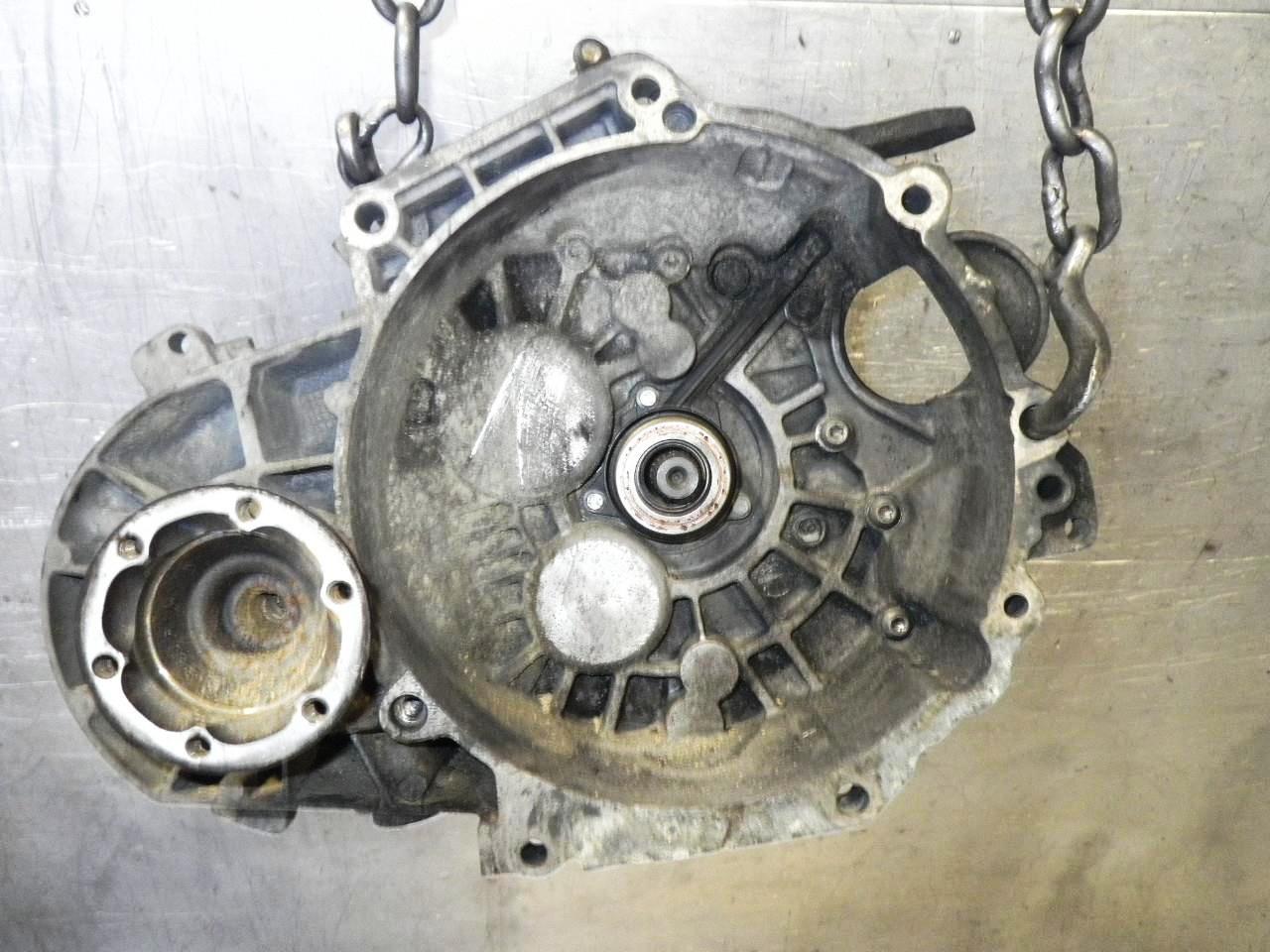 Gearbox VW POLO IV (9N_, 9A_) 1.9 TDI 6379004 | B-Parts