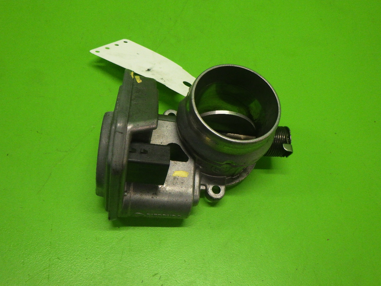 Throttle body BMW 1 (E81) 118 d 6386712 | B-Parts