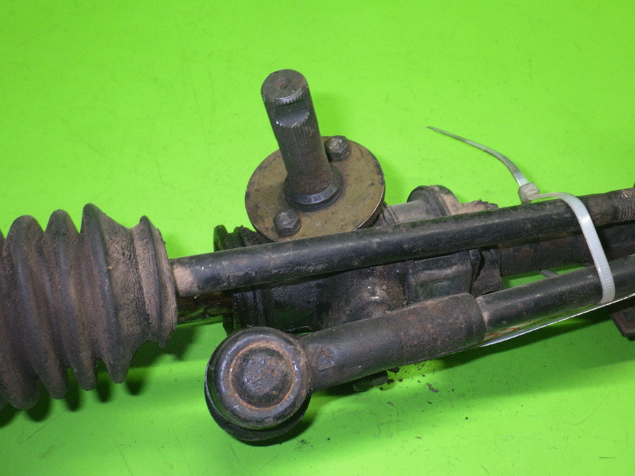 Steering rack VW GOLF I (17) 1.6 D | B-Parts