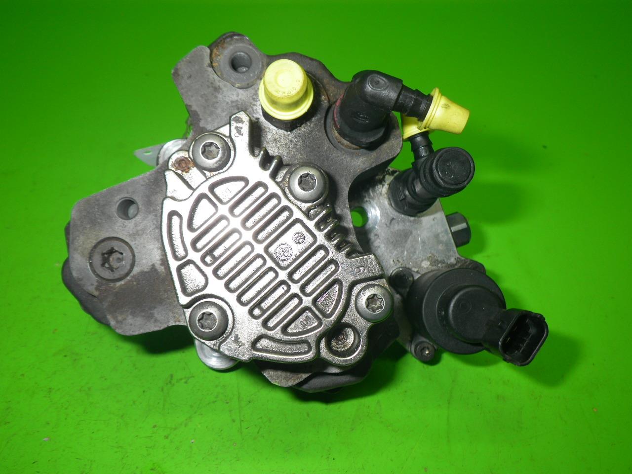 Injection pump VOLVO V40 Estate (645) 1.9 DI 6338476 | B-Parts