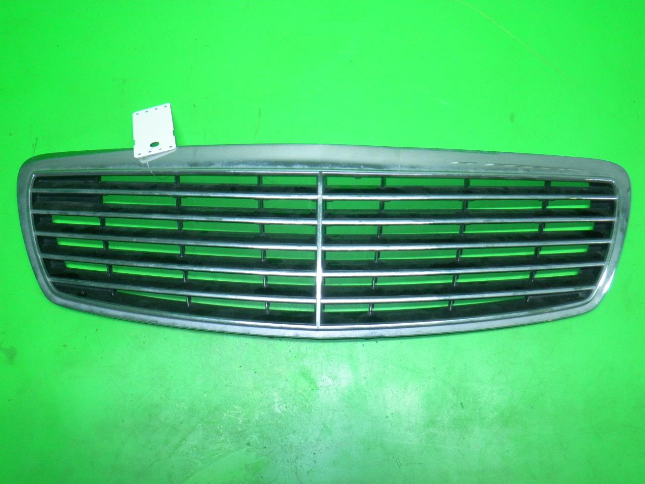Front grille MERCEDES-BENZ E-CLASS (W211) E 240 (211.061) MERCEDES-BENZ ...