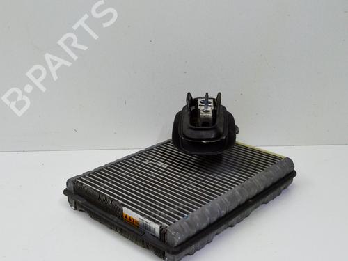 Water radiator AUDI A4 B9 (8W2, 8WC) 2.0 TFSI quattro 12323669 | B-Parts