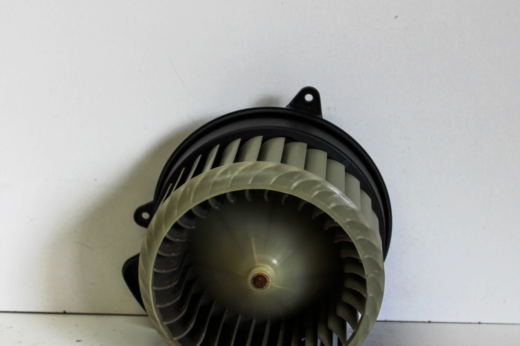 Heater blower motor AUDI A6 C7 (4G2, 4GC) 3.0 TFSI quattro 10529642 | B ...