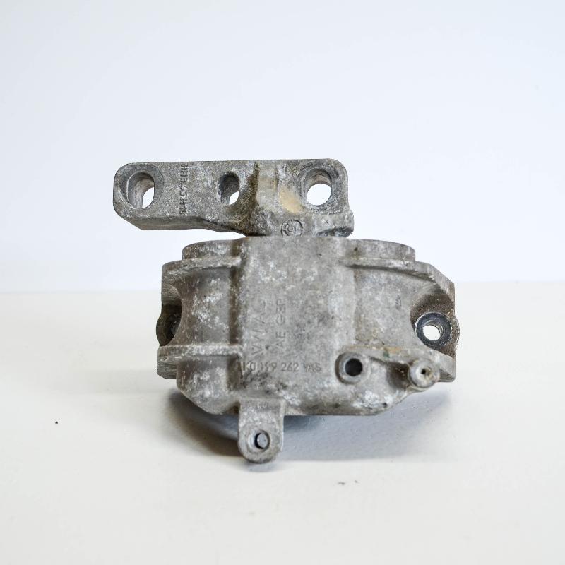 Engine mount VW GOLF V (1K1) 1.9 TDI 6493999 | B-Parts