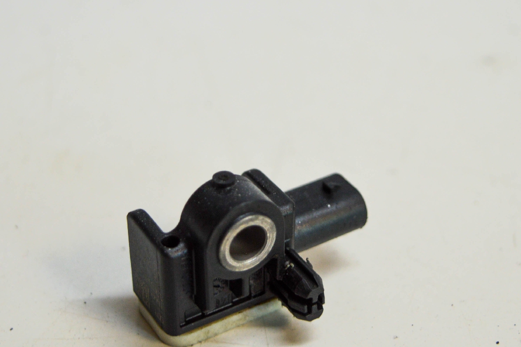 Electronic sensor AUDI A6 C7 (4G2, 4GC) 2.0 TDI 8848975 | B-Parts