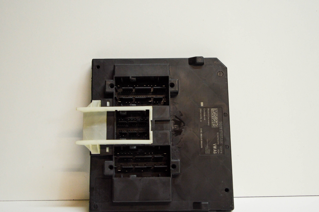 Electronic module AUDI A3 Limousine (8VS, 8VM) 2.0 TFSI quattro 8257793 ...