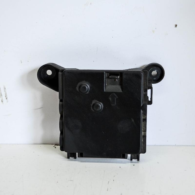 Fuse box AUDI A6 C7 (4G2, 4GC) 2.0 TDI 6501386 | B-Parts