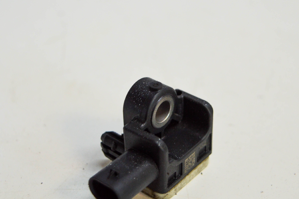 Electronic sensor AUDI A6 C7 (4G2, 4GC) 2.0 TDI 8848975 | B-Parts