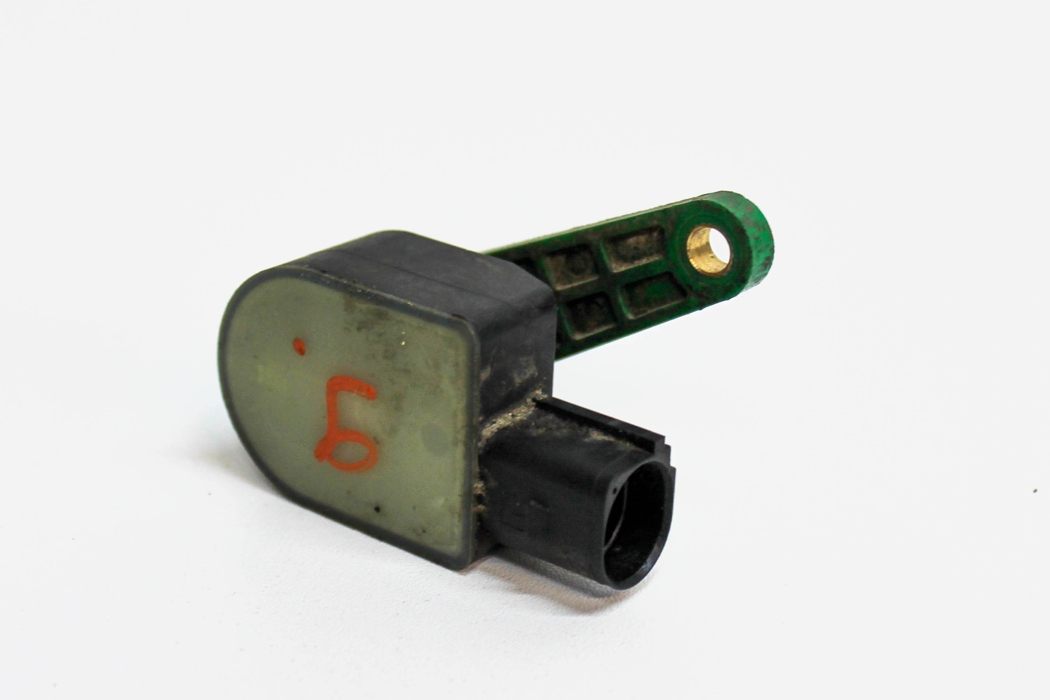 Sensor electrónico AUDI A6 C6 (4F2) 2.7 TDI 8339709 | B-Parts