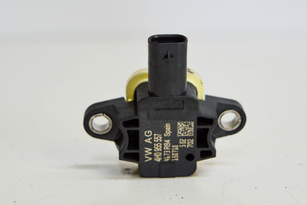 Electronic sensor AUDI A6 C7 (4G2, 4GC) 2.0 TDI 6483855 | B-Parts