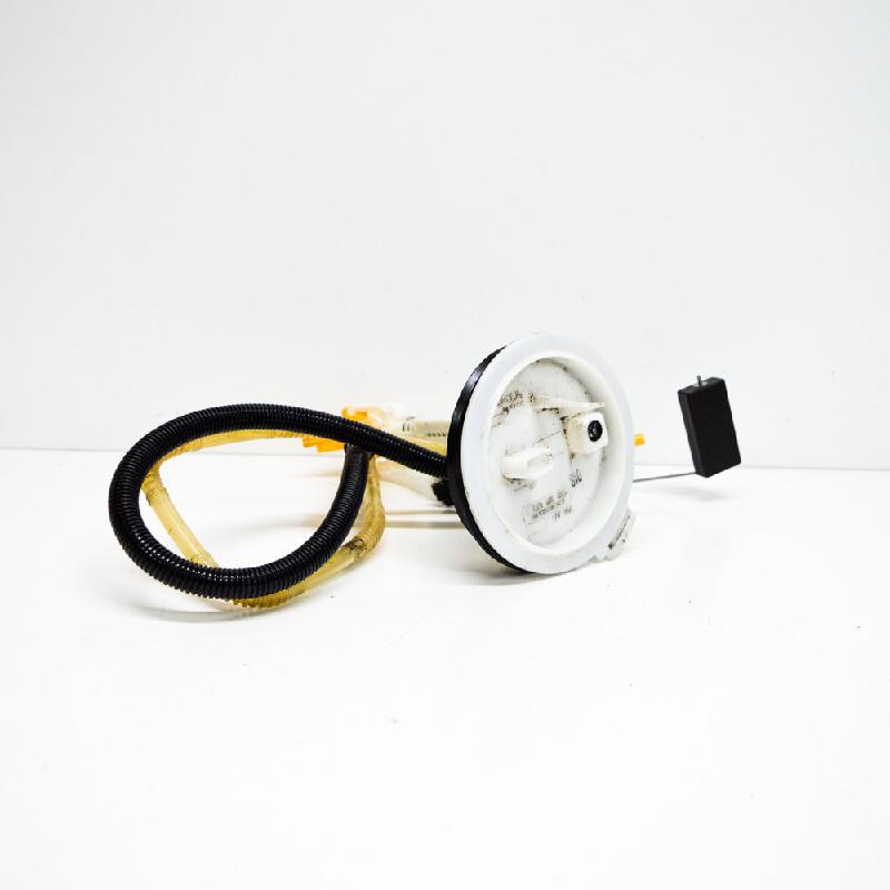 Fuel pump AUDI Q3 (8UB, 8UG) 2.0 TDI quattro 6488718 | B-Parts