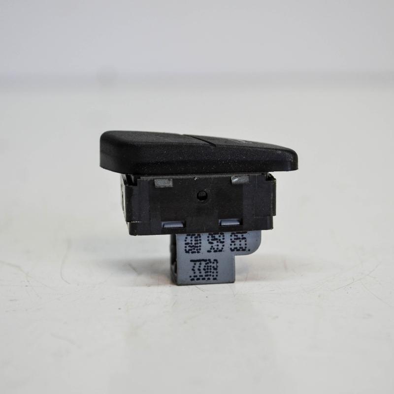 Left front window switch VW POLO (9N_) 1.4 TDI 6500190 | B-Parts