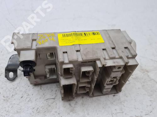 Fuse box TOYOTA RAV 4 II (_A2_) 2.0 4WD (ACA21, ACA20) 7980066 | B-Parts