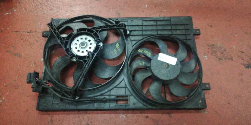 Radiator fan VW POLO IV (9N_, 9A_) 1.2 12V 2132088 | B-Parts