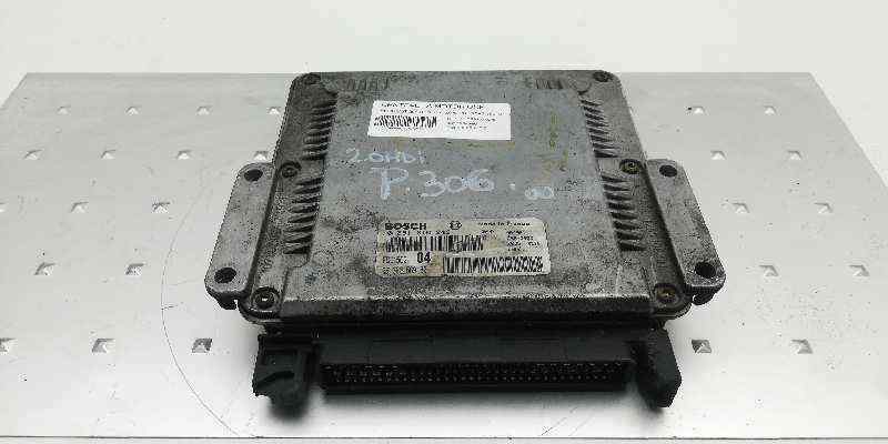 Calculateur moteur (ecu) PEUGEOT 306 Hatchback (7A, 7C, N3, N5) 2.0 HDI ...