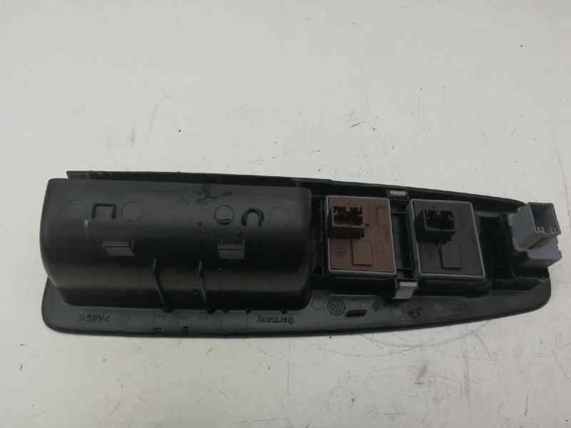 Left front window switch VW POLO (9N_) 1.4 TDI 5023677 | B-Parts