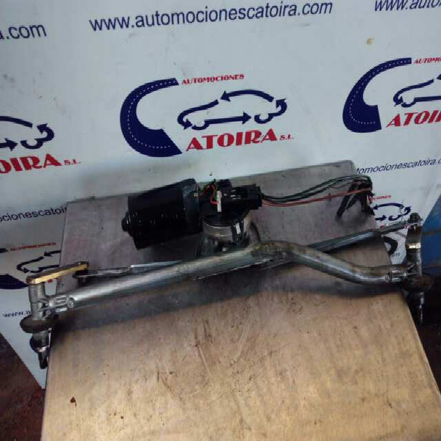 Front wiper motor BMW 3 (E46) 320 d 1333030 | B-Parts