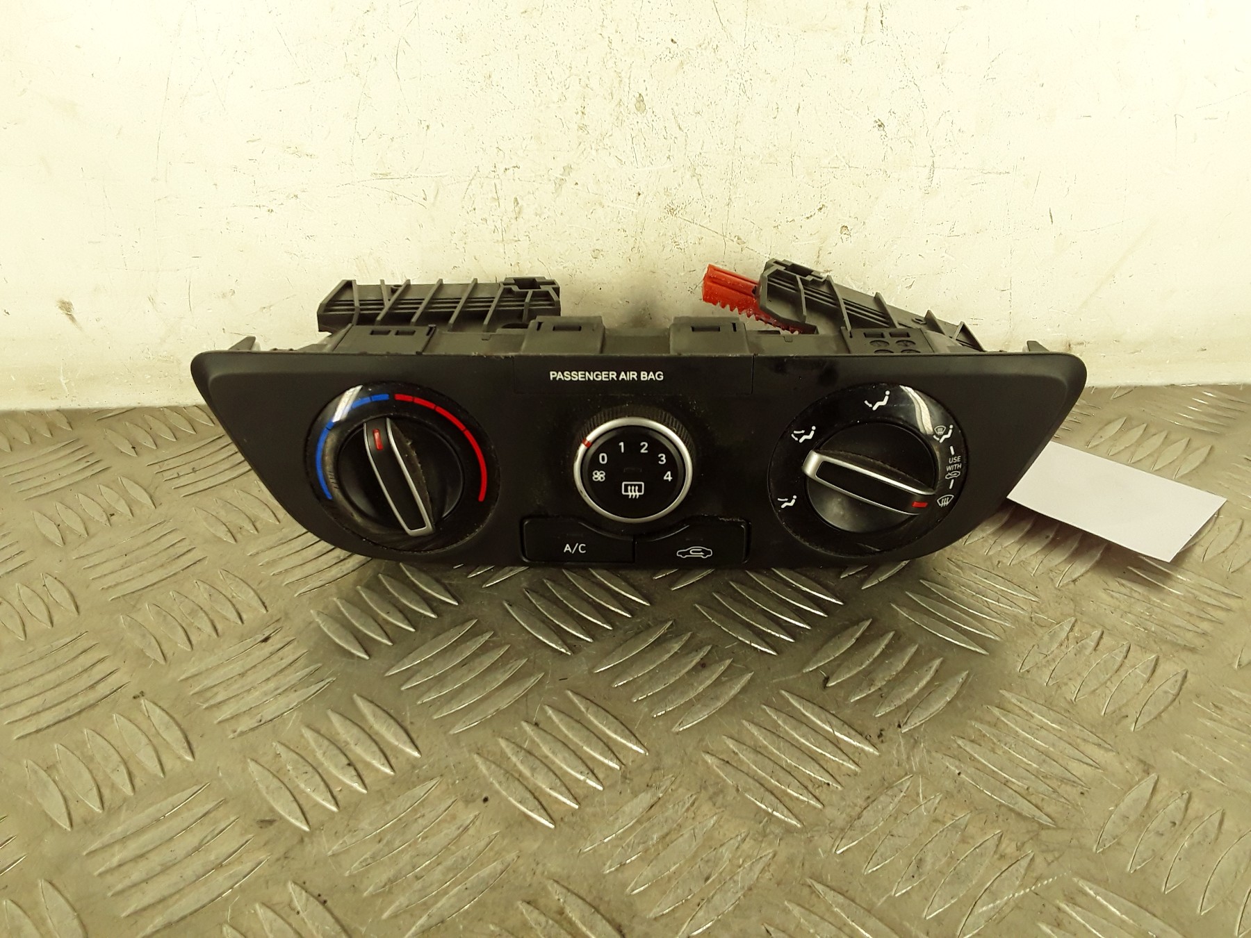 Commande Chauffage HYUNDAI i10 III (AC3, AI3) 1.0 MPi 30059929 | B-Parts