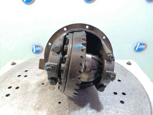 Rear differential MITSUBISHI PAJERO I (L04_G, L14_G) 569298 | B-Parts