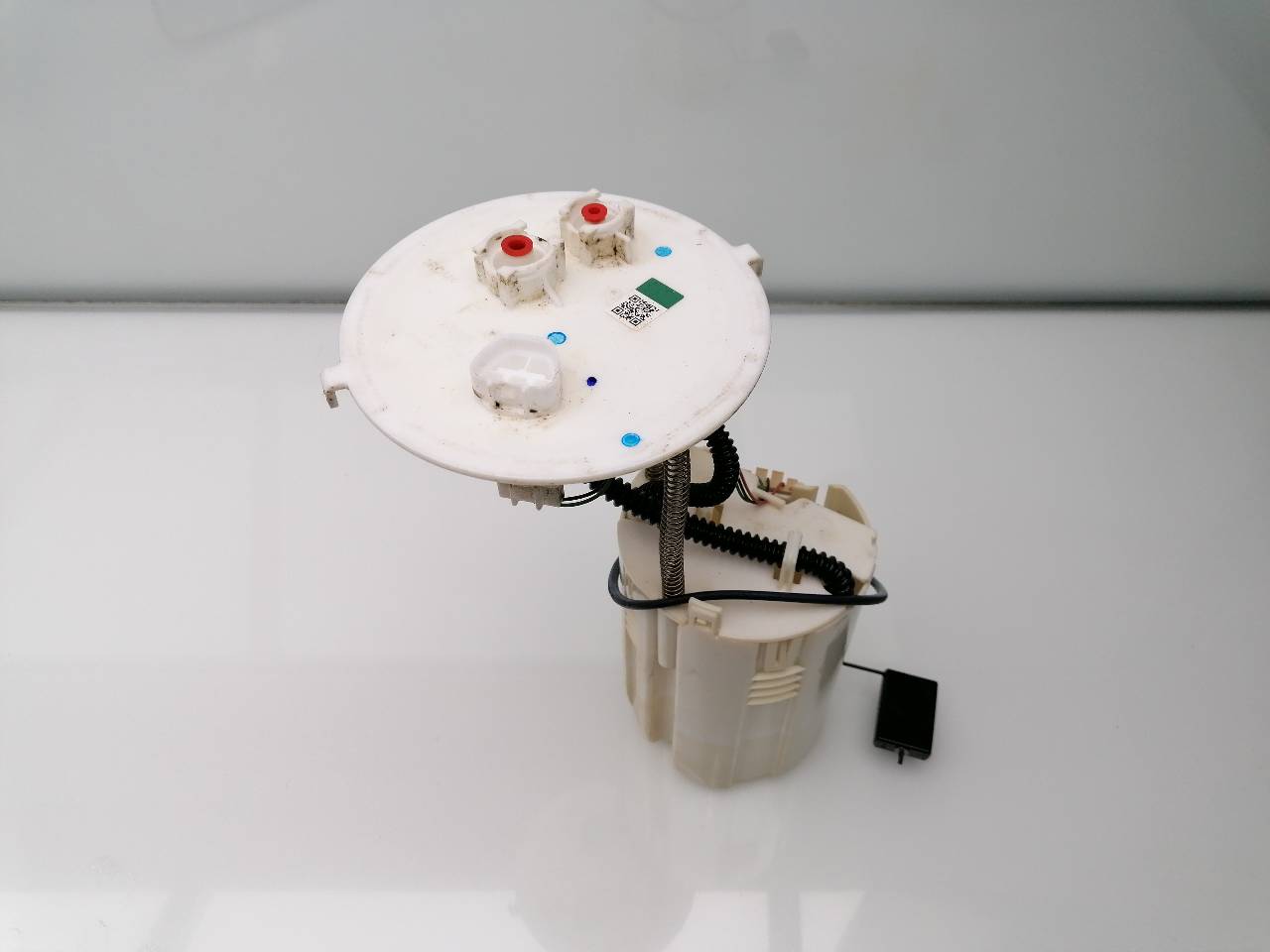 Fuel pump TOYOTA HILUX VIII Pickup (_N1_) 2.4 D 4WD (GUN125_, GUN125R ...
