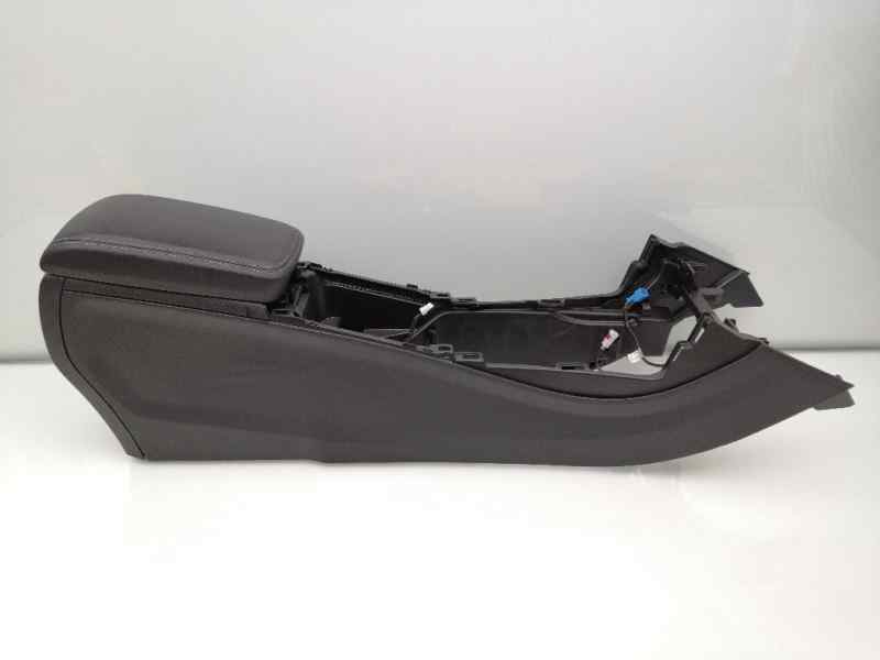 Armrest / Center console MERCEDES-BENZ A-CLASS (W176) A 180 CDI (176. ...