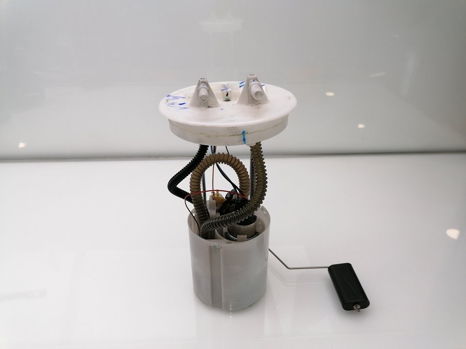 Fuel pump FORD ECOSPORT 1.5 Ti 8652565 | B-Parts