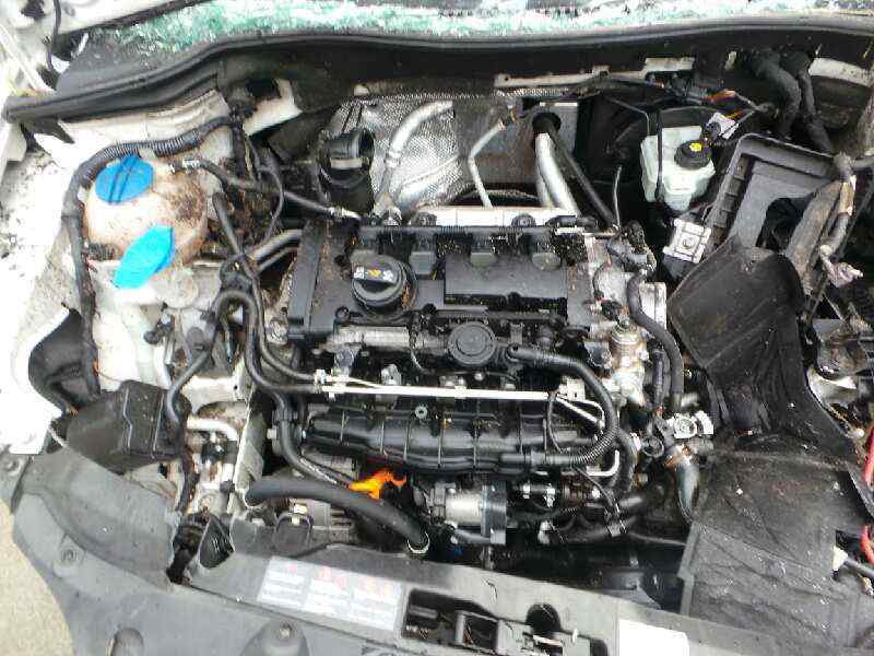 Injection rail SEAT LEON (1P1) 2.0 TFSI 06F971824E | B-Parts