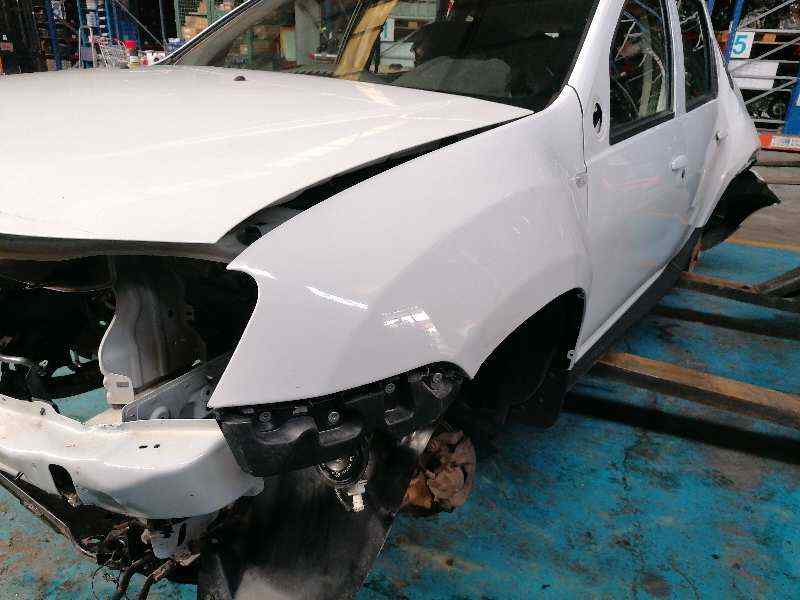 Left front fenders DACIA DUSTER (HS_) | B-Parts