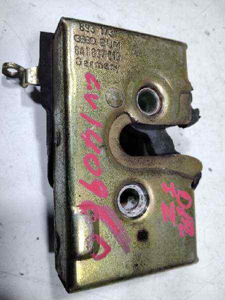 Front left lock AUDI 80 B4 Saloon (8C2) 1.9 TD 8413686 | B-Parts