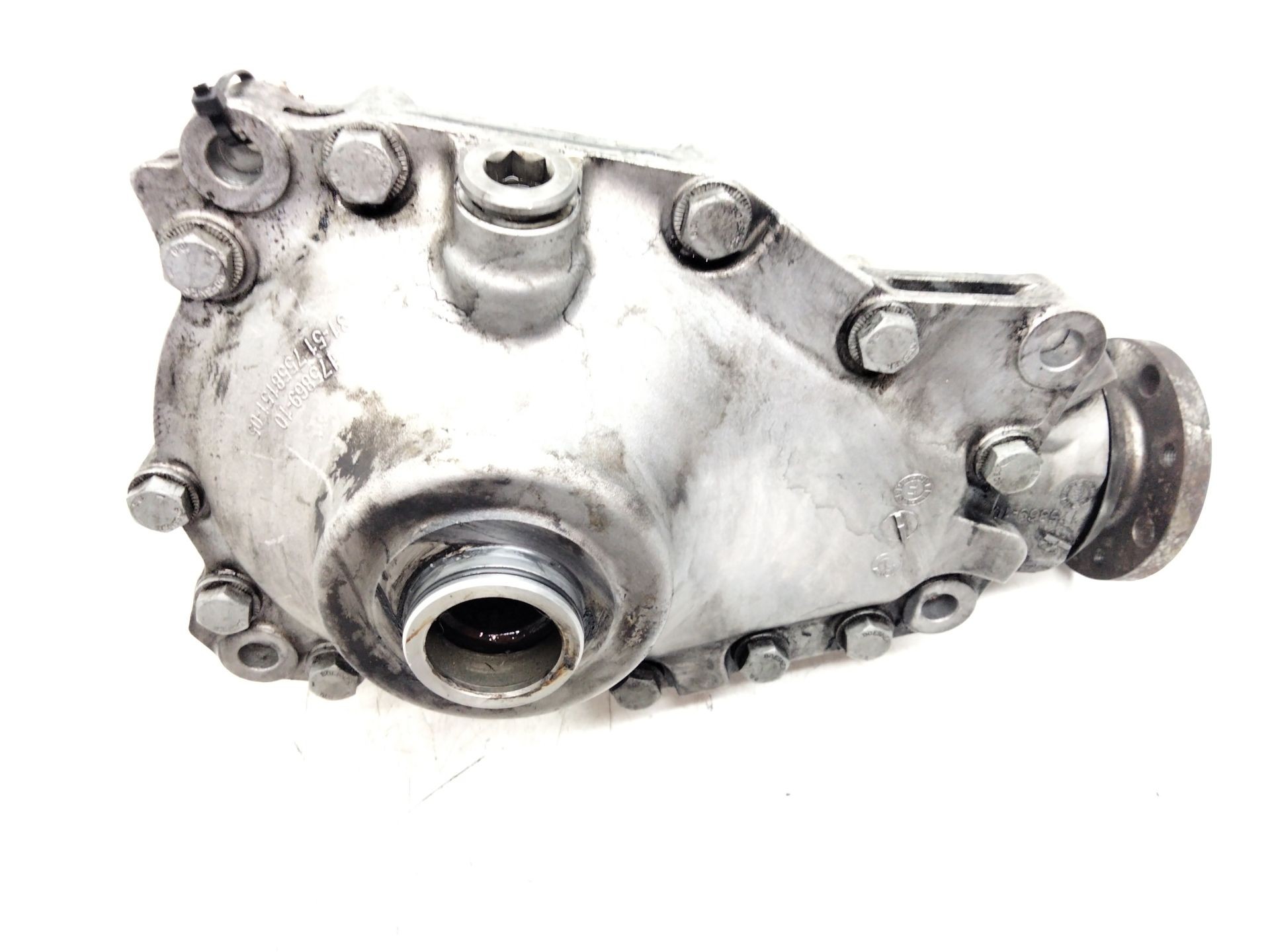 Front differential BMW X5 (E70) xDrive 30 d 19923968 | B-Parts
