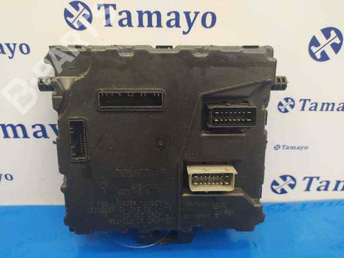 Fuse box RENAULT MASTER III Van (FV) 2.3 dCi 100 FWD (FV0A, FV0B, FV0G ...