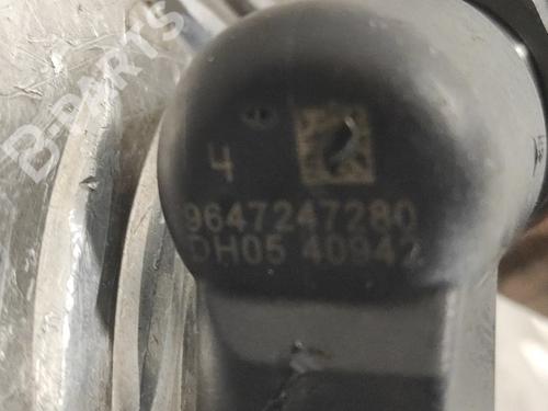 Injector CITROËN C5 II (RC_) 2.0 HDi (RCRHRH) 9300783 | B-Parts