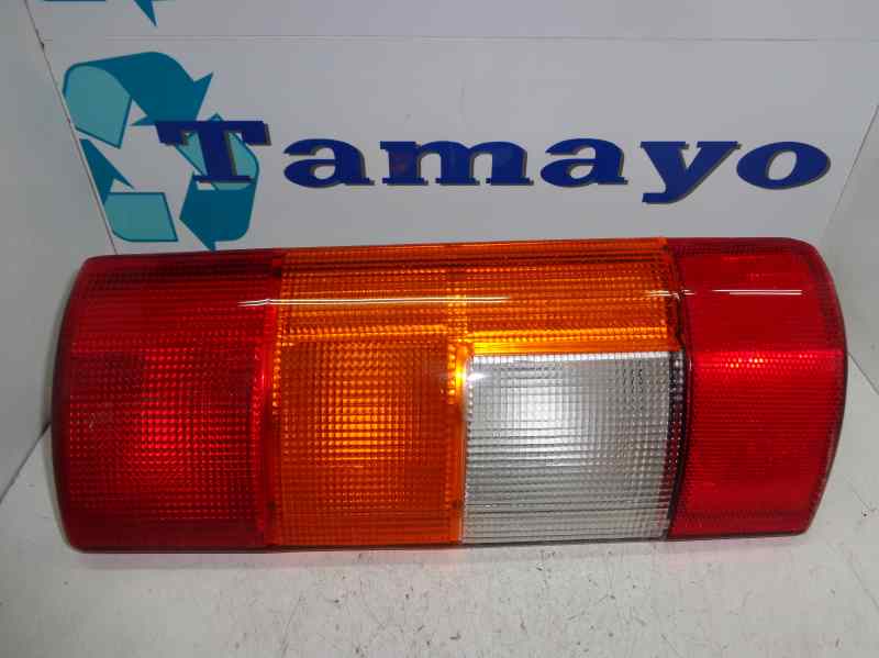 Right taillight RENAULT RAPID Box Body/MPV (F40_, G40_) 105690 | B-Parts