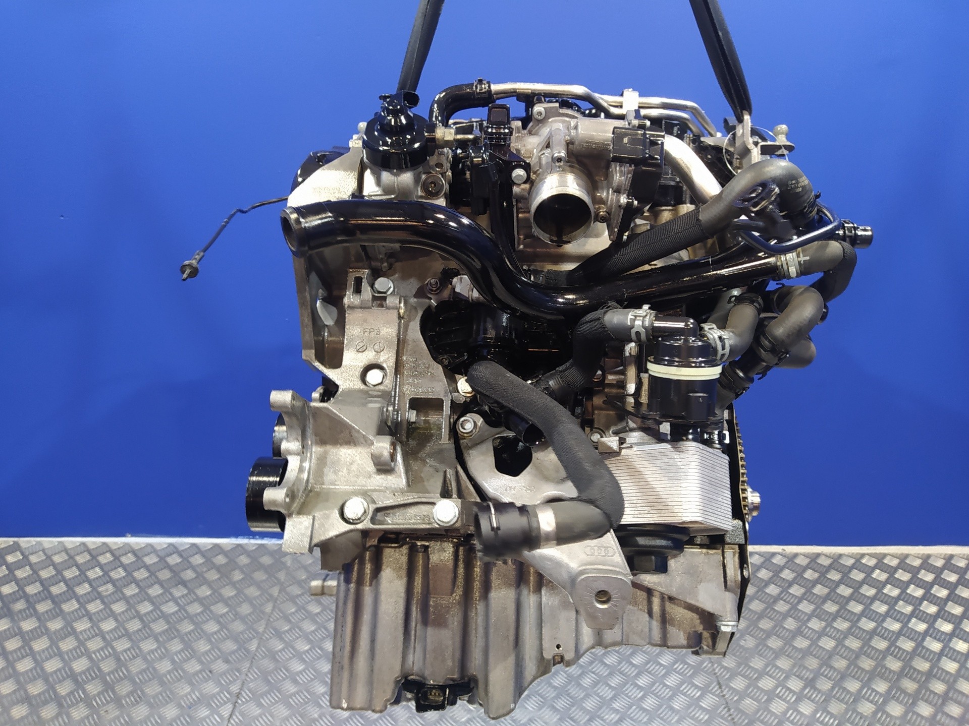Engine AUDI A4 B8 (8K2) 2.0 TDI 16V 12603704 | B-Parts