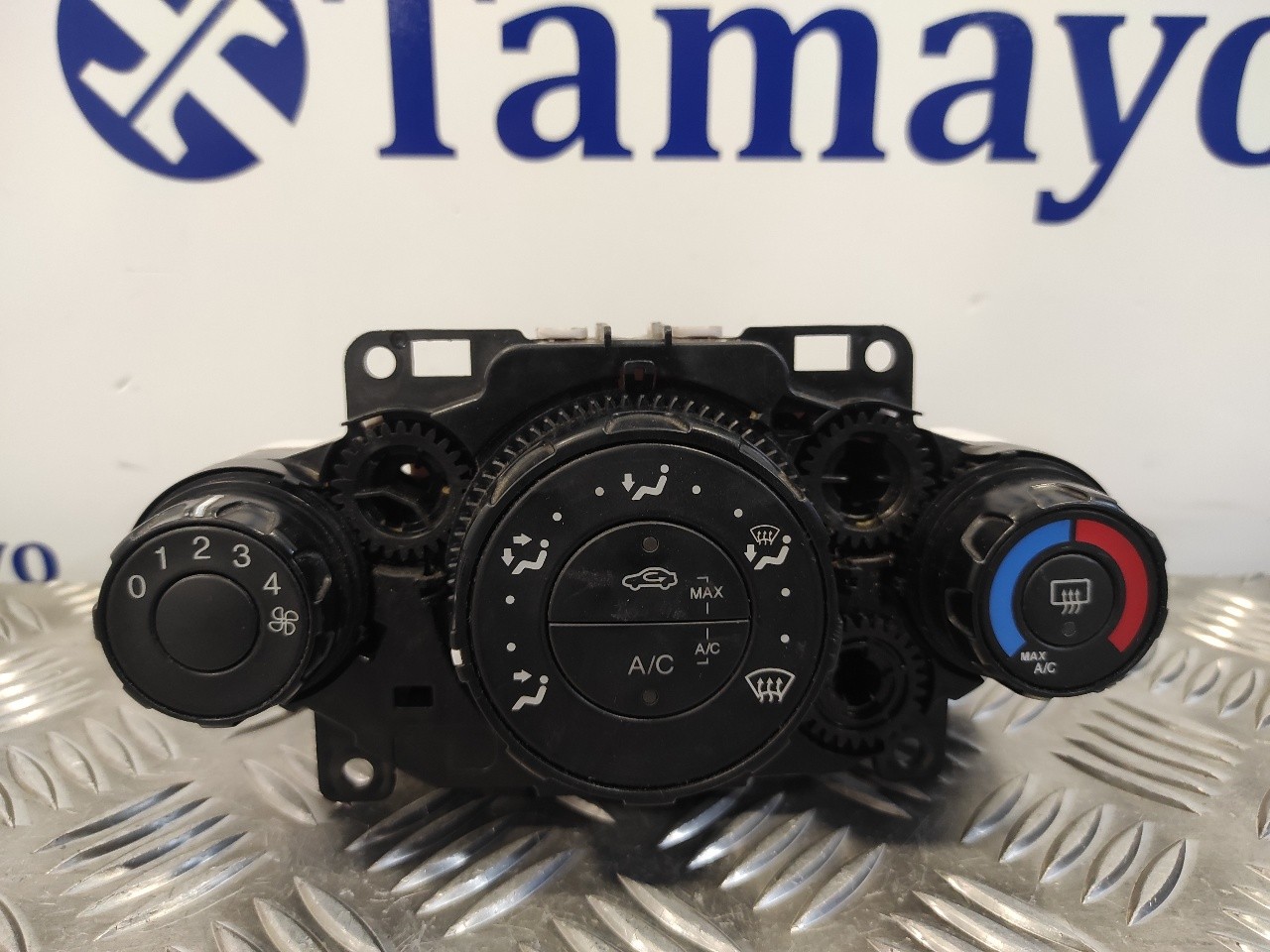 Climate control FORD FIESTA VI (CB1, CCN) 1.25 9830612 | B-Parts
