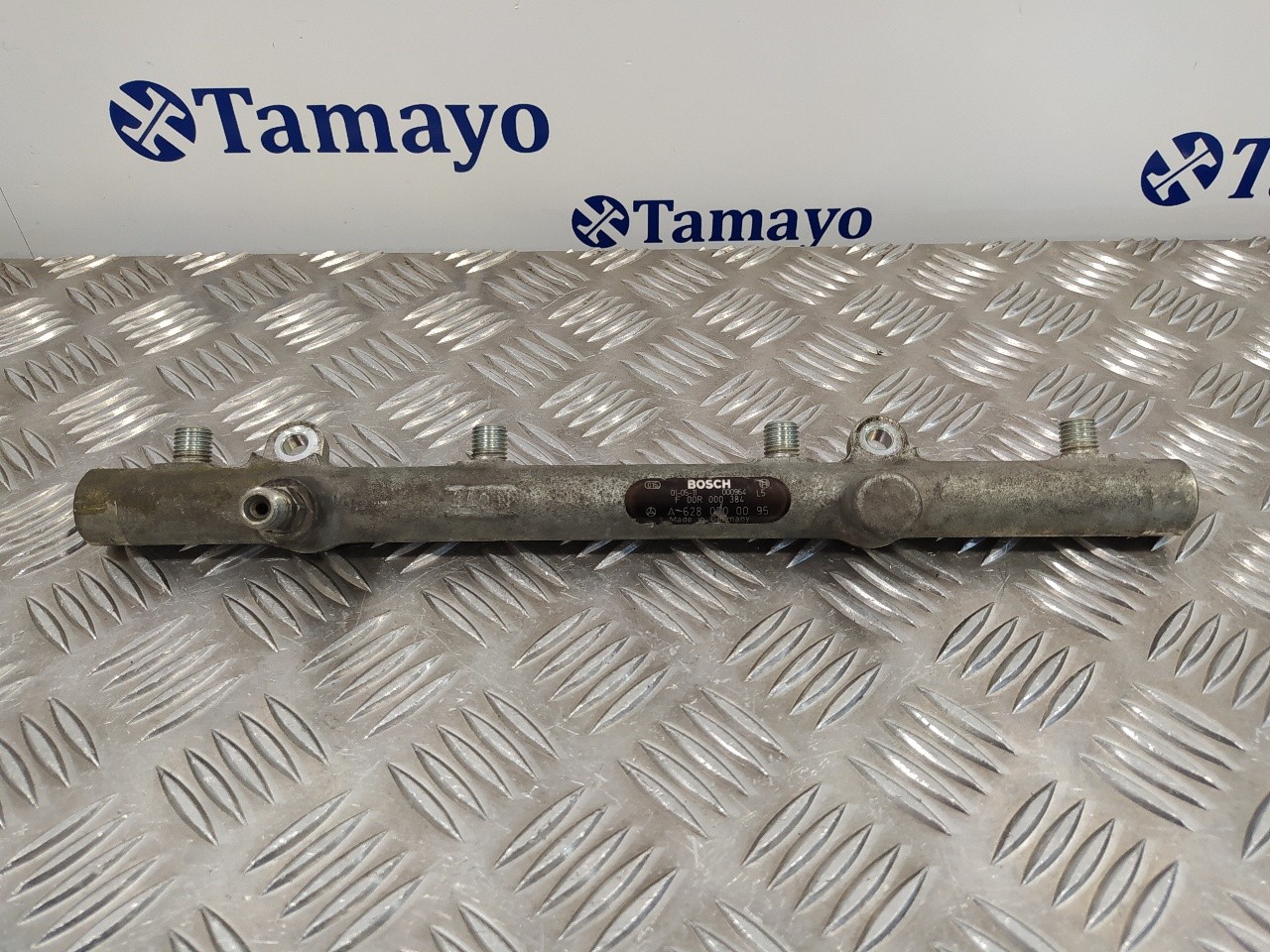 Injection rail MERCEDES-BENZ S-CLASS (W220) S 400 CDI (220.028, 220.128 ...