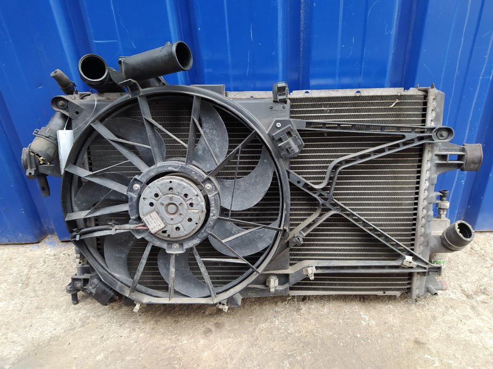 Radiator fan OPEL ASTRA G Saloon (T98) 1.7 DTI 16V (F69) 7042538 | B-Parts