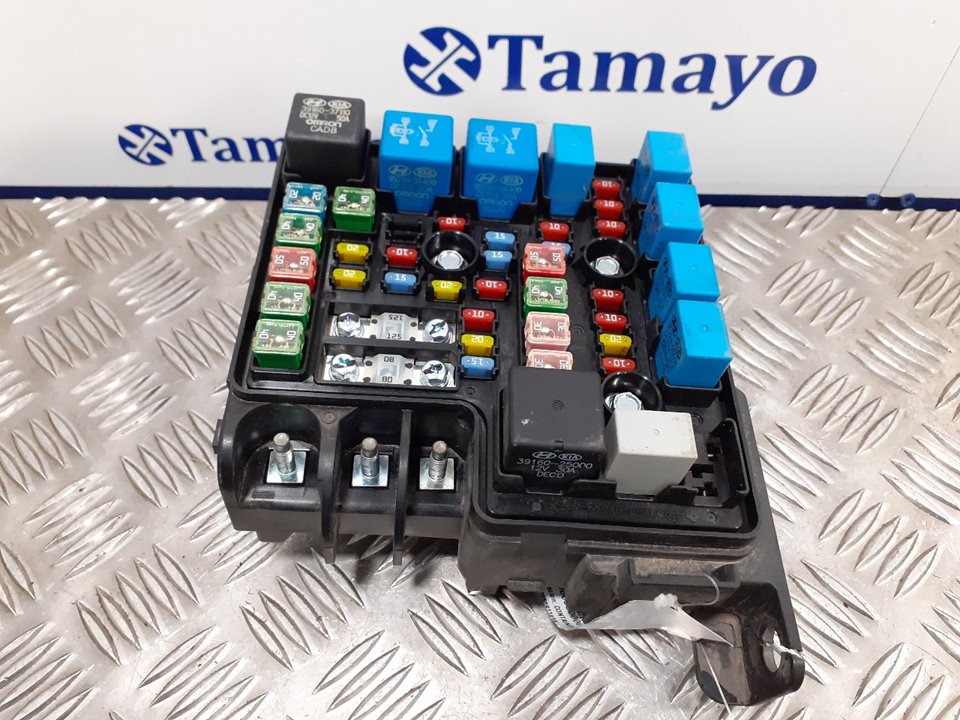 Fuse box KIA CEE'D Hatchback (ED) 1.4 8377457 | B-Parts