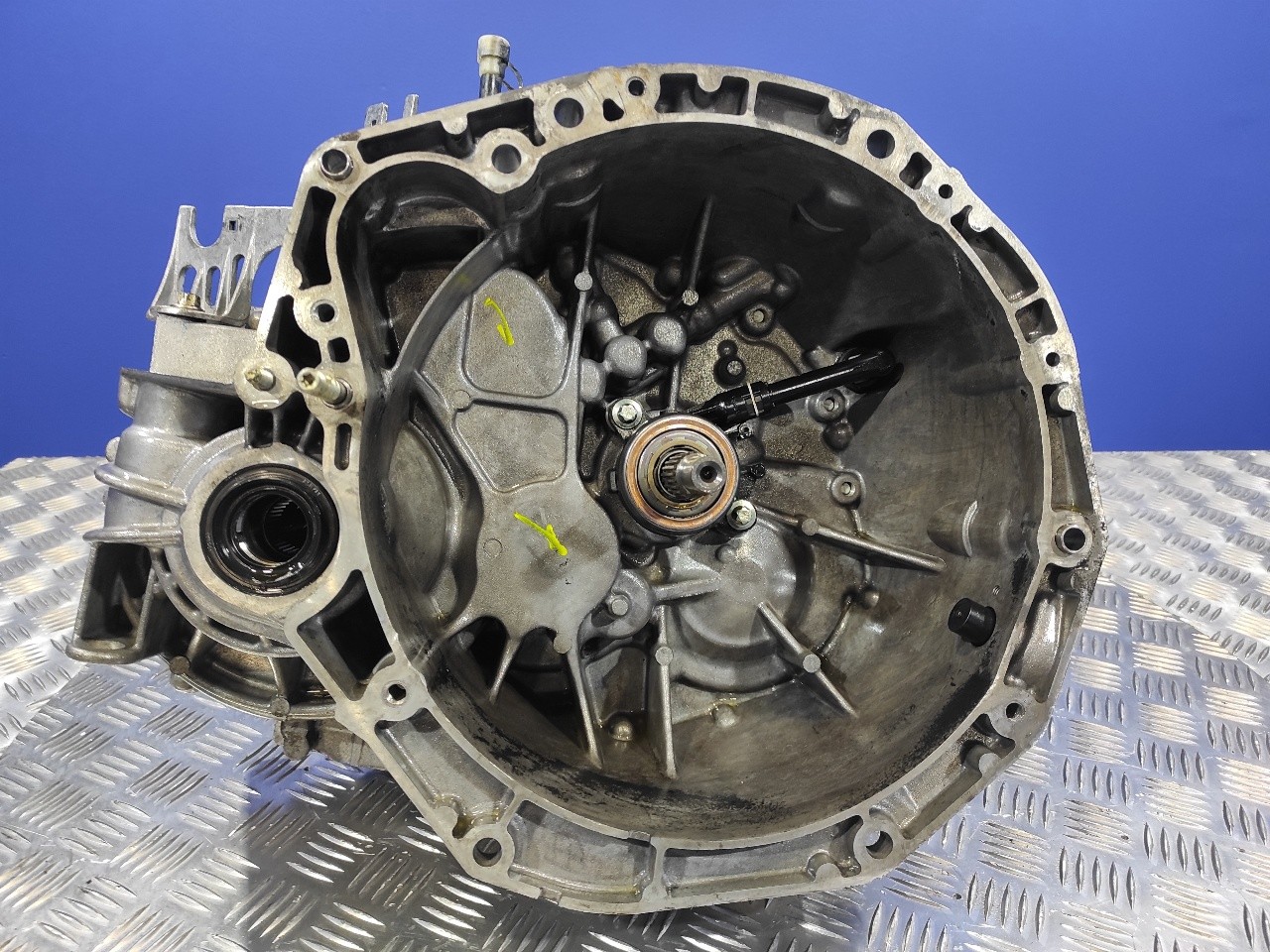 Manual gearbox RENAULT MEGANE II (BM0/1_, CM0/1_) 12135701 | B-Parts