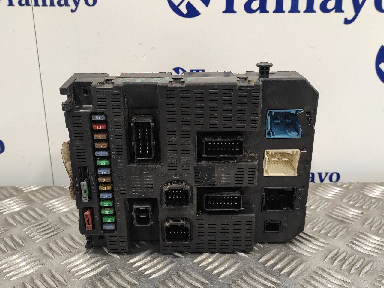 Fuse box CITROËN JUMPY II (VF7) 13239177 | B-Parts