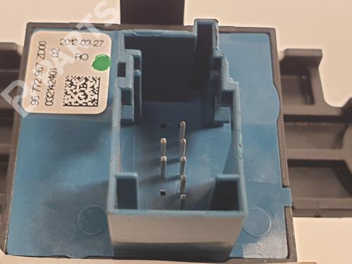 Electric handbrake PEUGEOT 508 I (8D_) 2.0 HDi Hybrid4 AWC 10644948 | B ...