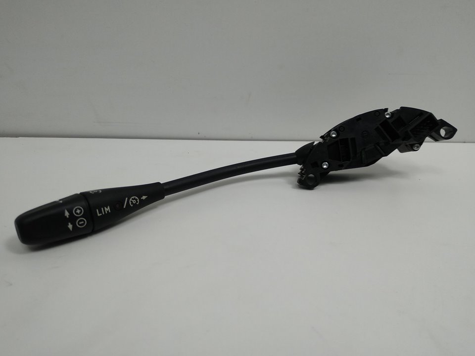 Switch MERCEDES-BENZ CLK Convertible (A209) CLK 200 Kompressor (209.441 ...