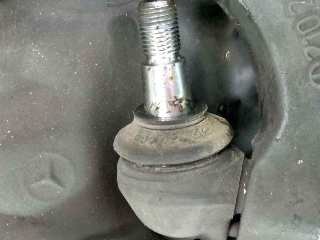Right front steering knuckle MERCEDES-BENZ E-CLASS (W210) E 240 (210. ...