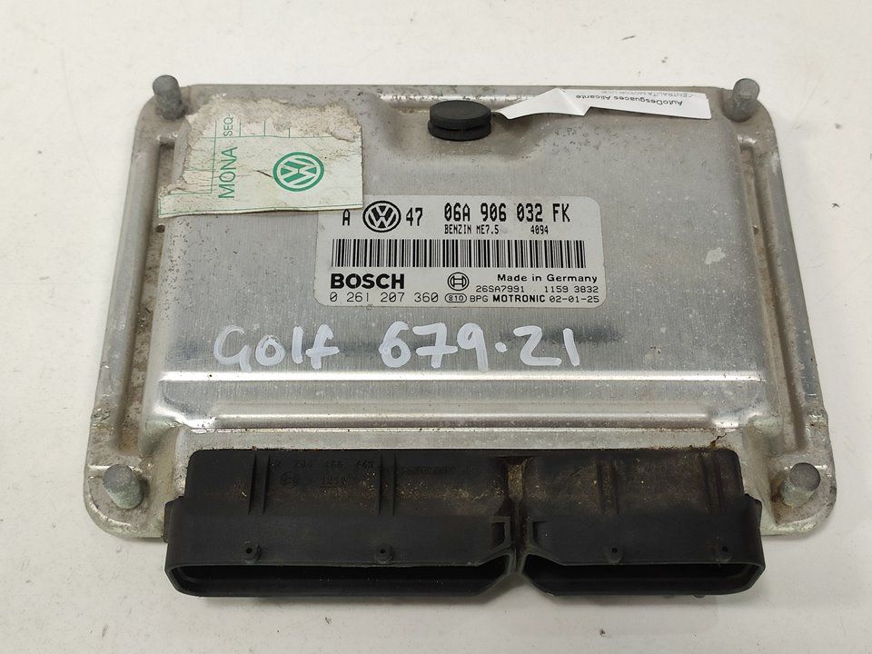 Engine control unit (ECU) VW GOLF IV (1J1) 2.0 8490944 | B-Parts