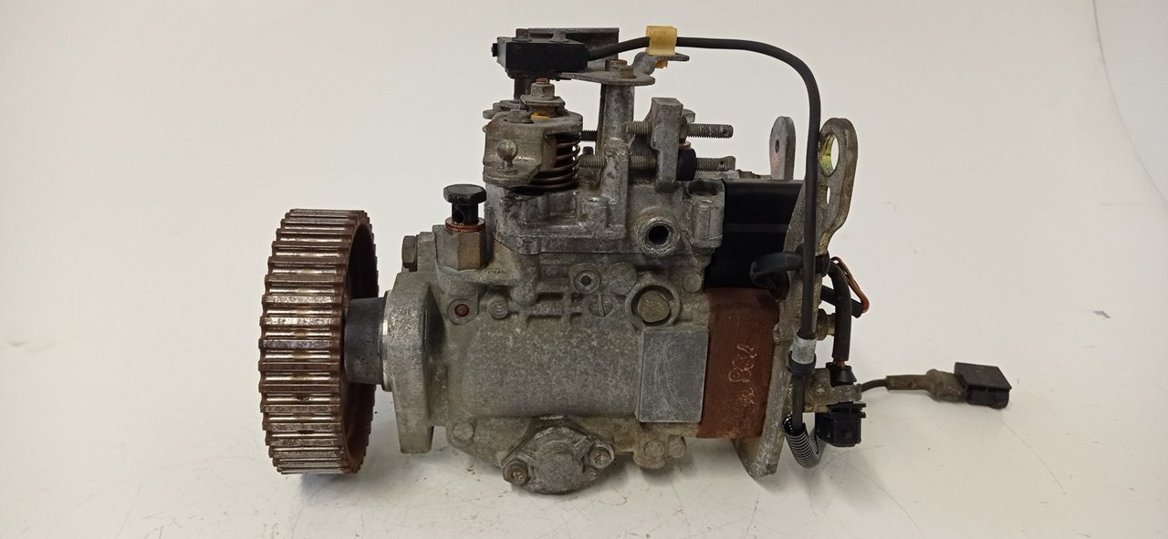 Injection pump RENAULT TRAFIC Van (T_, P_, V_) 2.1 D 7092335 | B-Parts